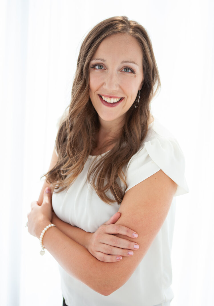 Dr.Jessica Education & Experience | Help and Healing Center